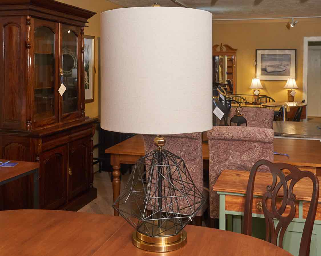 Stain Black Steel Table Lamp With Gold Accents & Linen Drum Shade – Furniture Consignment Gallery