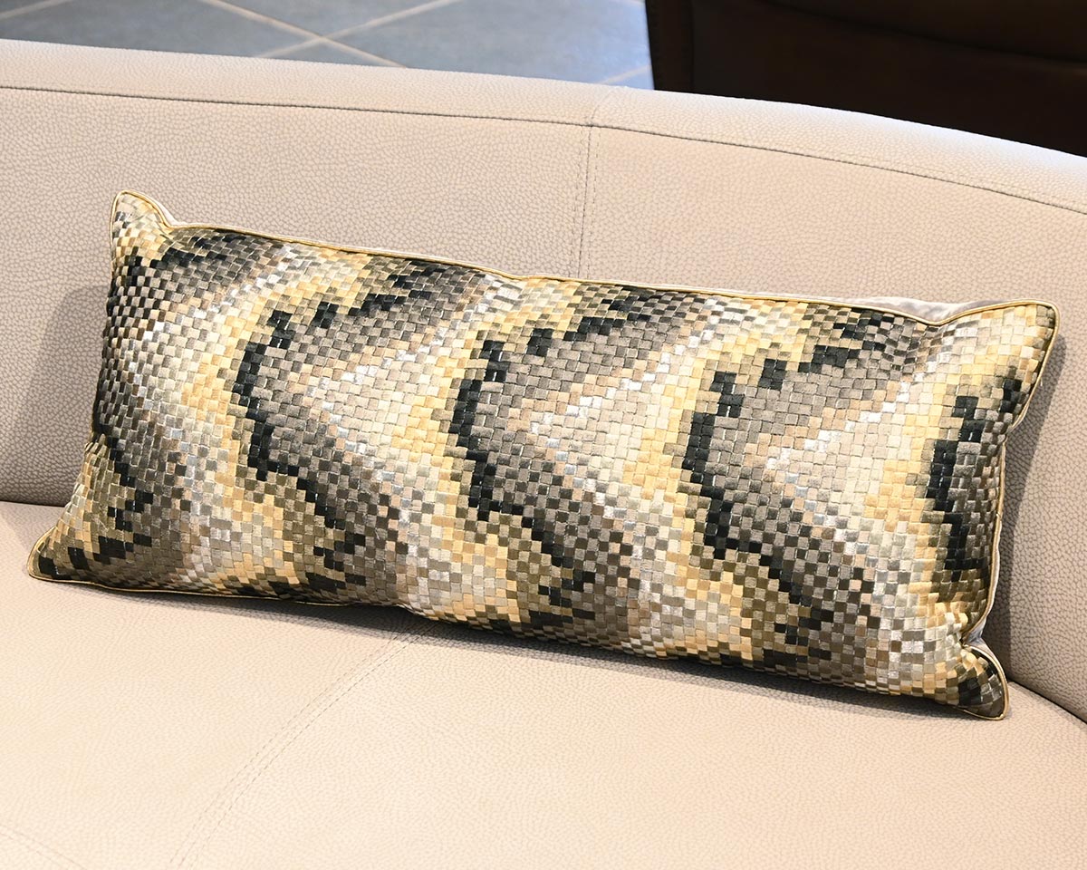 Dransfield & Ross New York Rectangular Accent Pillow – Furniture ...